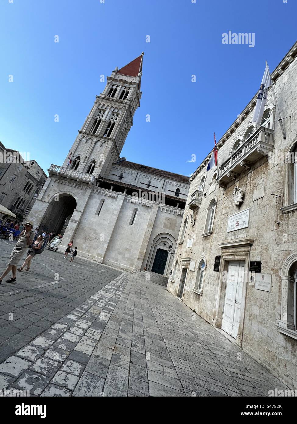 Saint lawrence cathedral hi-res stock photography and images - Alamy