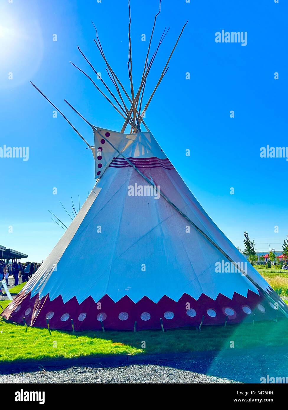 Teepee, indigenous, traditional abode, historic, tent, tent poles ...