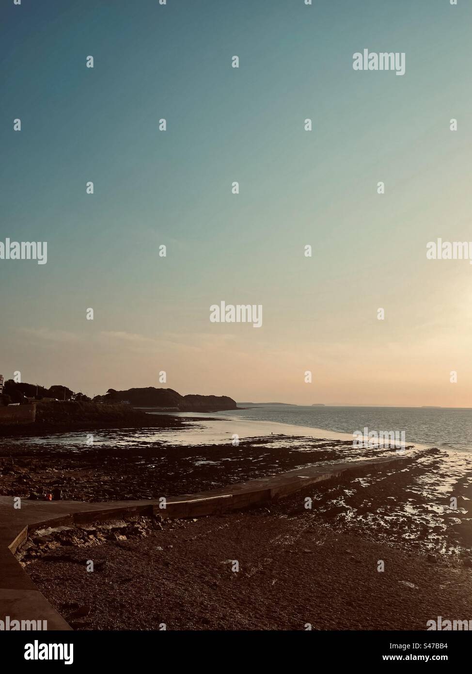 Beautiful uk beaches hi-res stock photography and images - Alamy