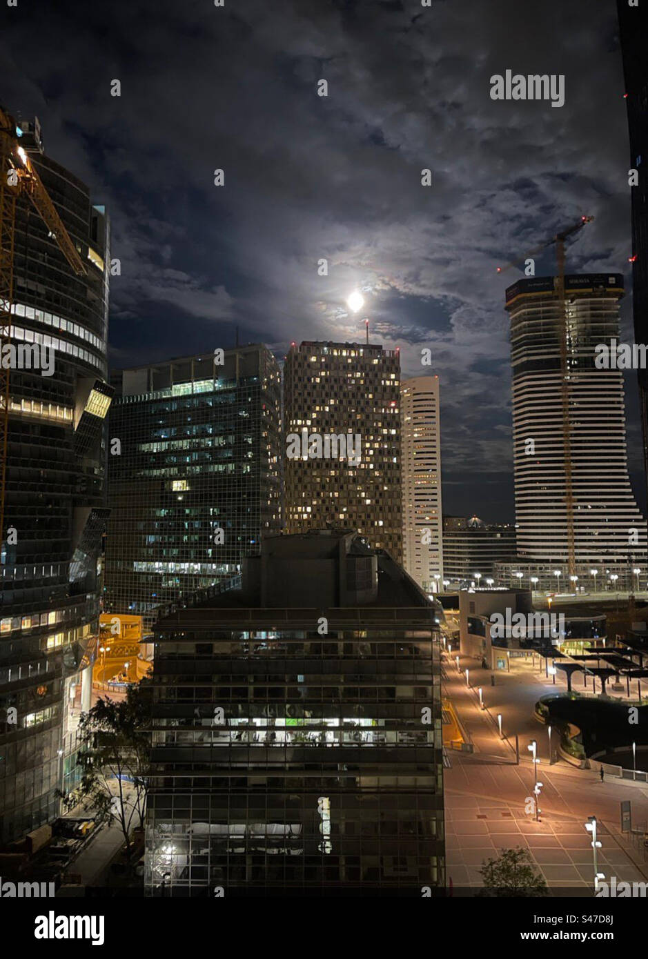 Inky sky hi-res stock photography and images - Alamy