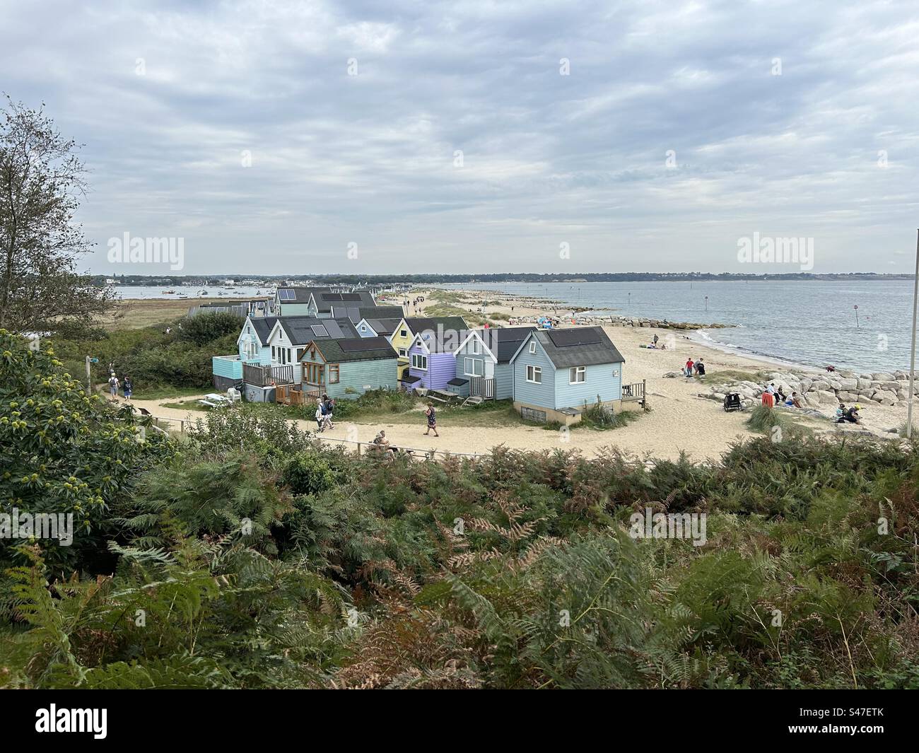 Mudeford Sandbank, Christchurch, UK. Mudeford Sandspit with Beach Huts ...