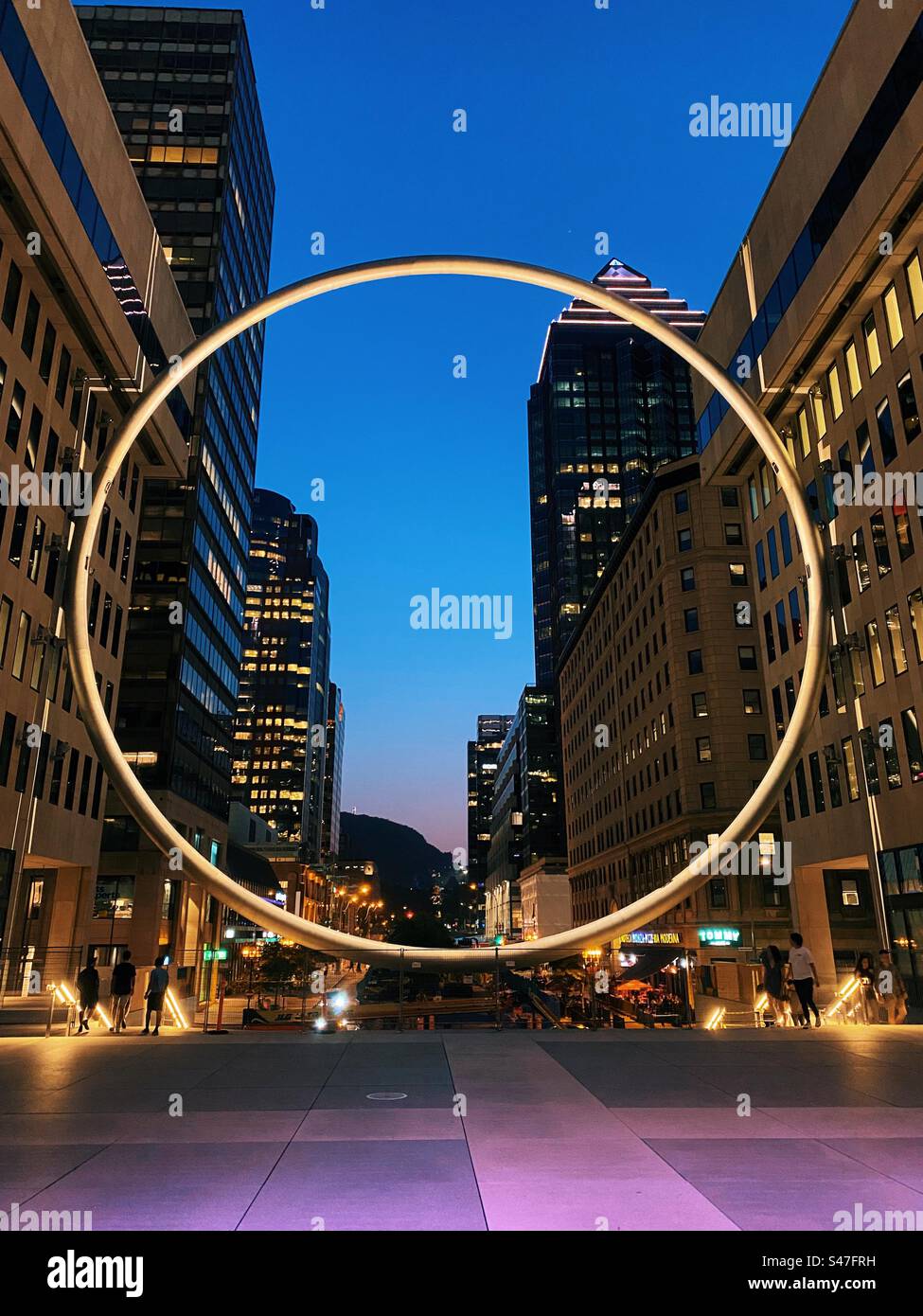 Place ville marie montreal hi-res stock photography and images - Alamy