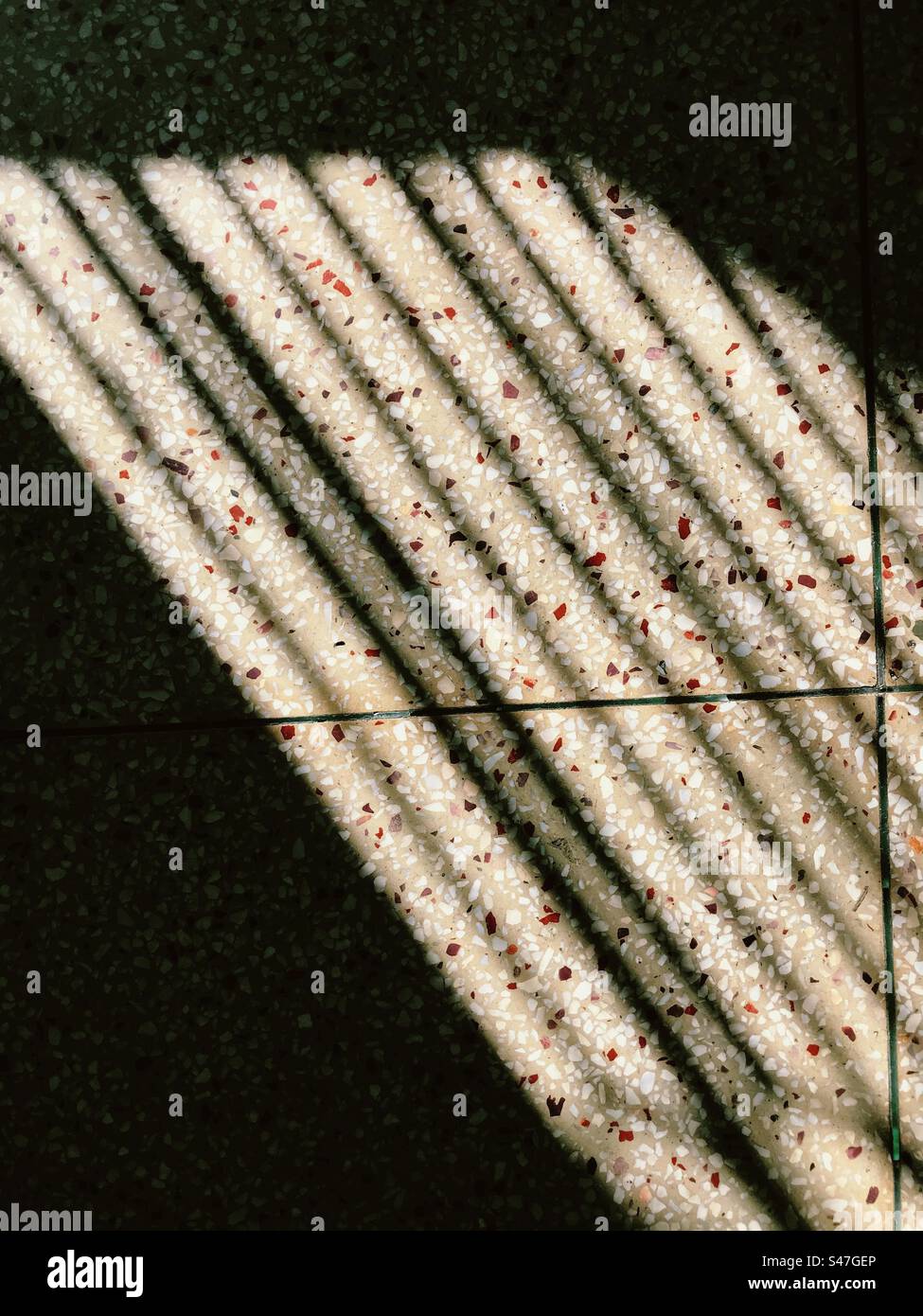 Falling tiles hi-res stock photography and images - Alamy