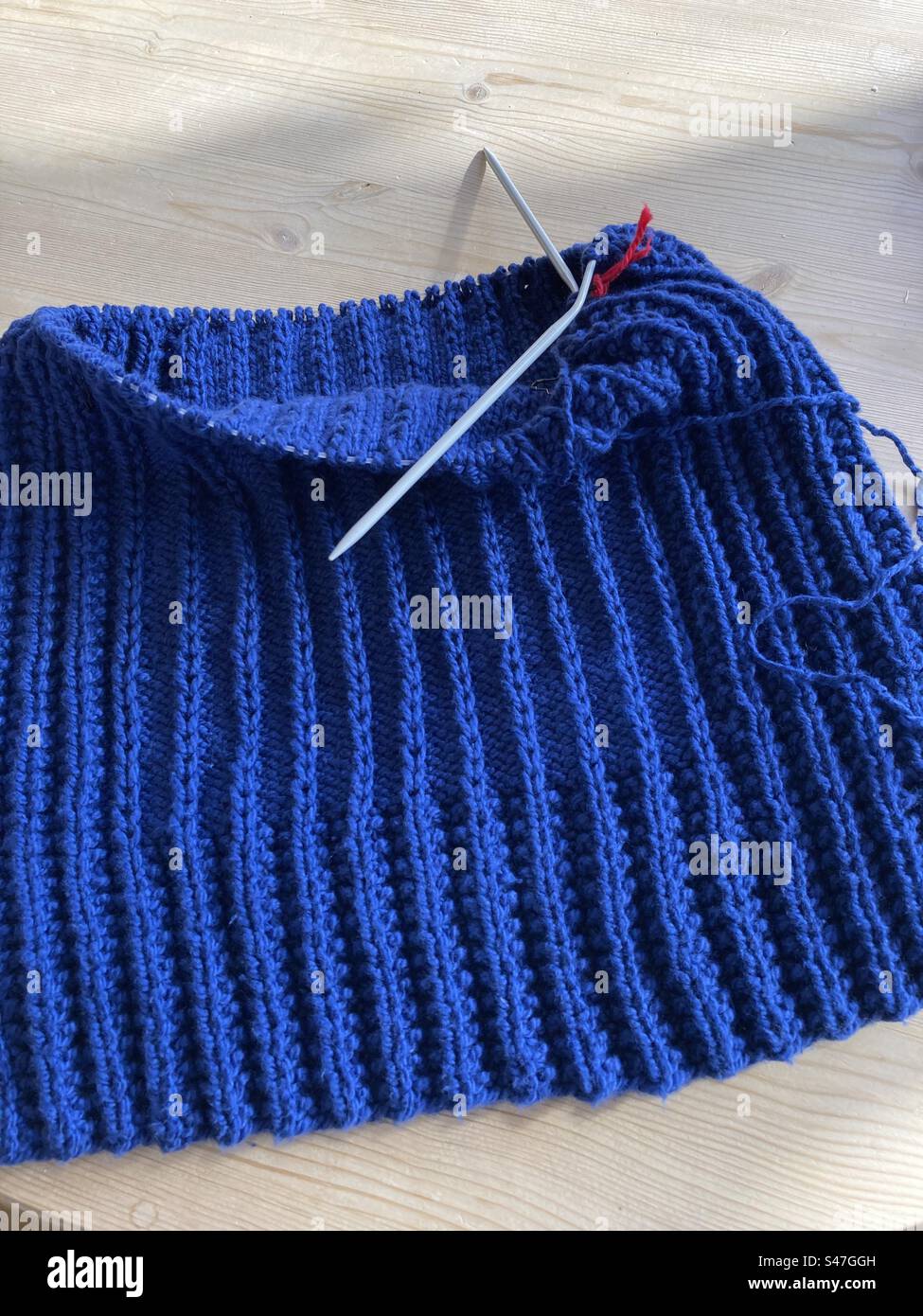 Knitting in the round Stock Photo - Alamy