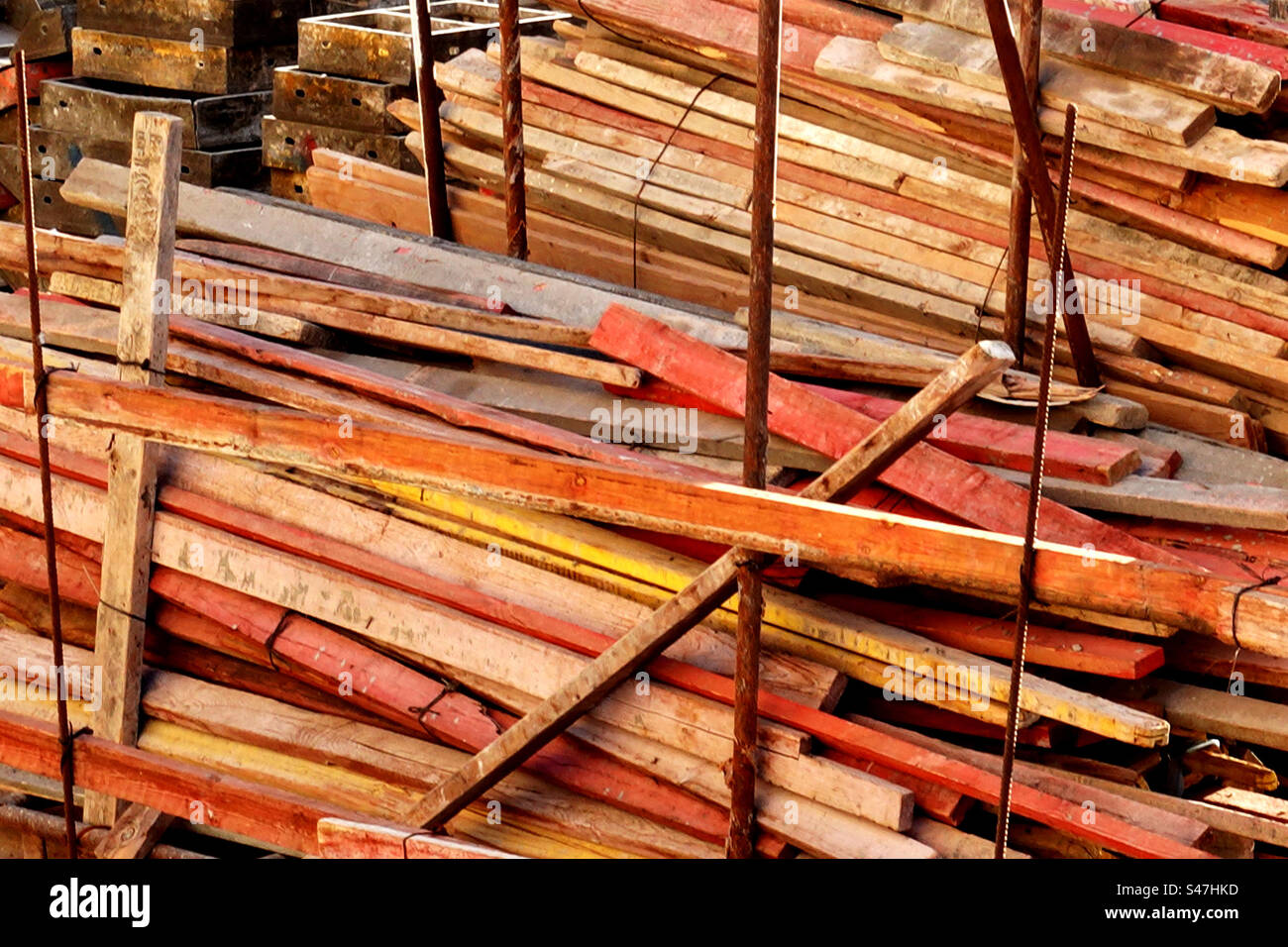 Wood construction material hi-res stock photography and images - Alamy