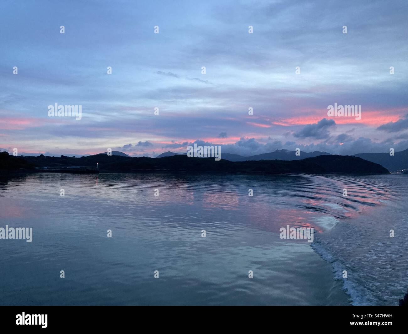Dawn and evening water at night hi-res stock photography and images - Alamy