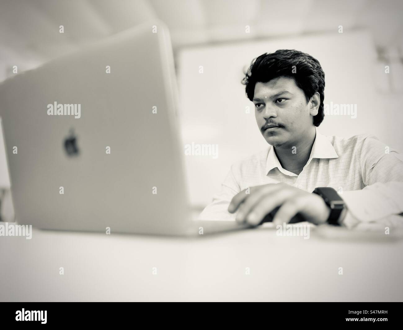 Use users using hi-res stock photography and images - Alamy