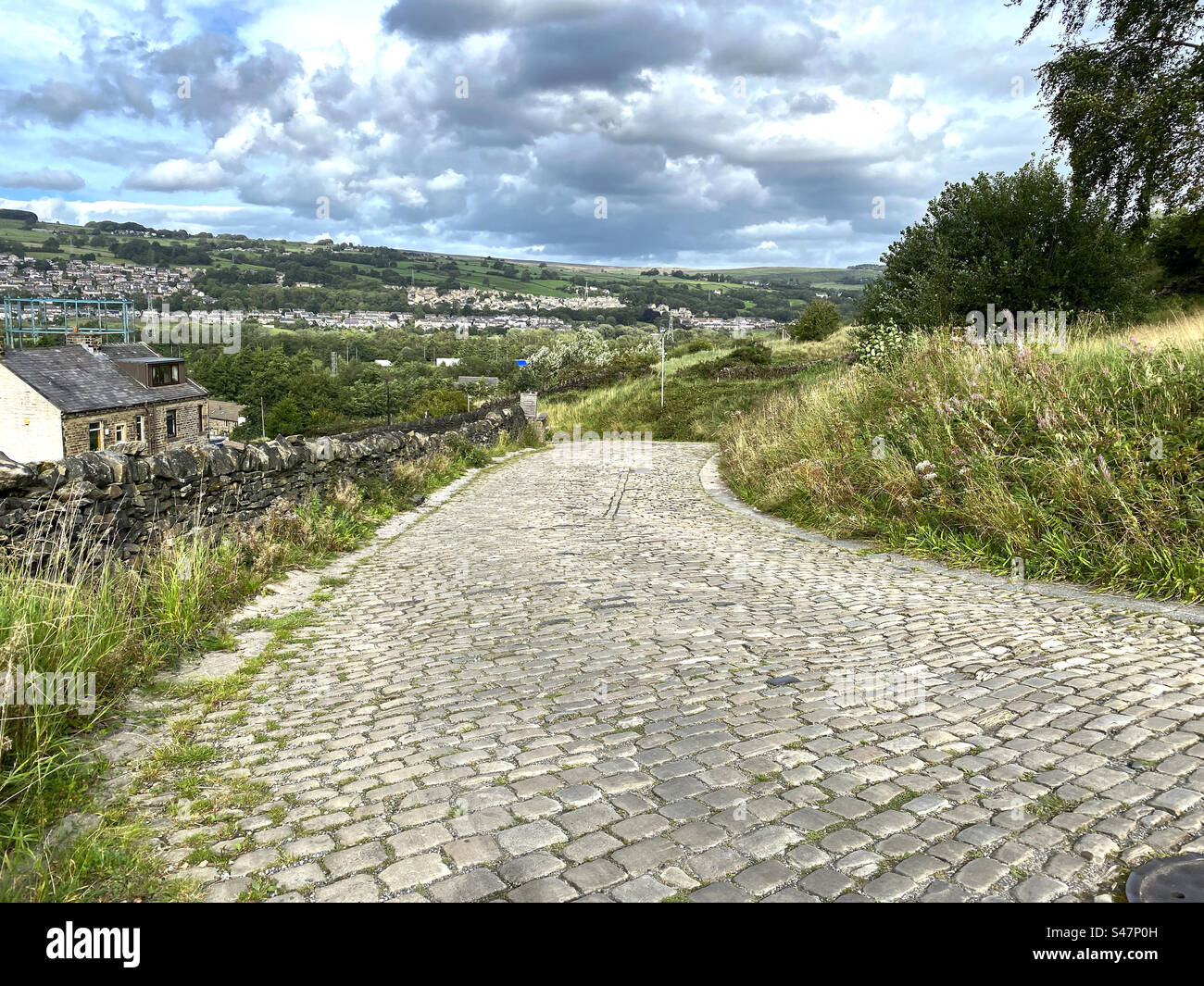 View, overlooking Keighley, from Thwaites Brow Road Stock Photo - Alamy