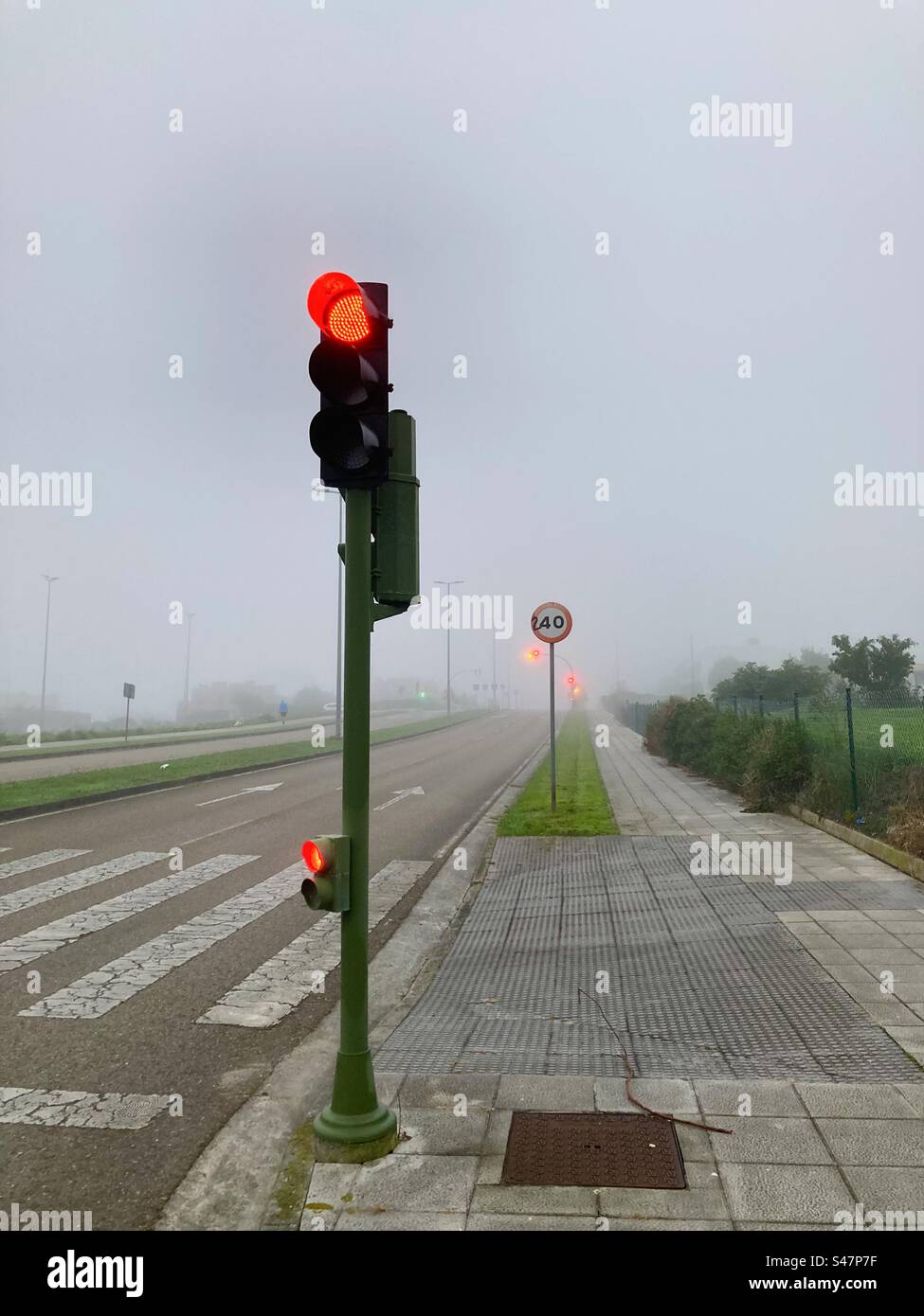 Early traffic lights hi-res stock photography and images - Alamy