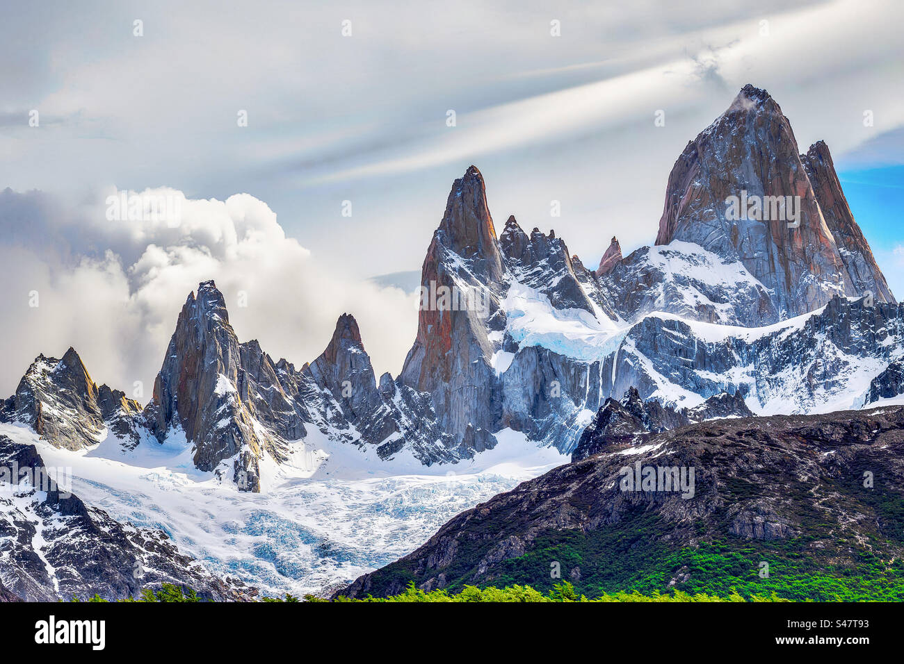 Fitz roy sky hi-res stock photography and images - Alamy