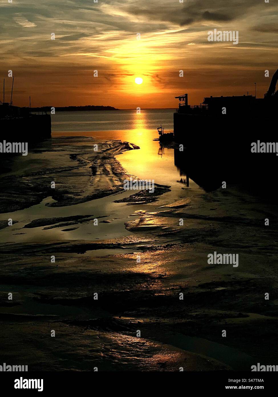 A bit of a moody take on a sunset, shadows more prominent, still a ...