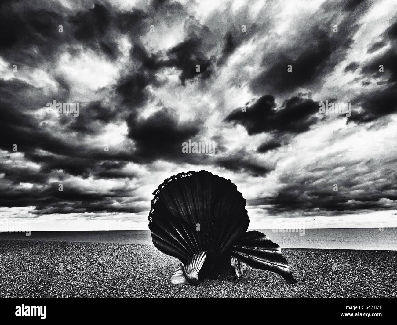 Maggi Hambling Scollop sculpture Aldeburgh Suffolk Stock Photo - Alamy