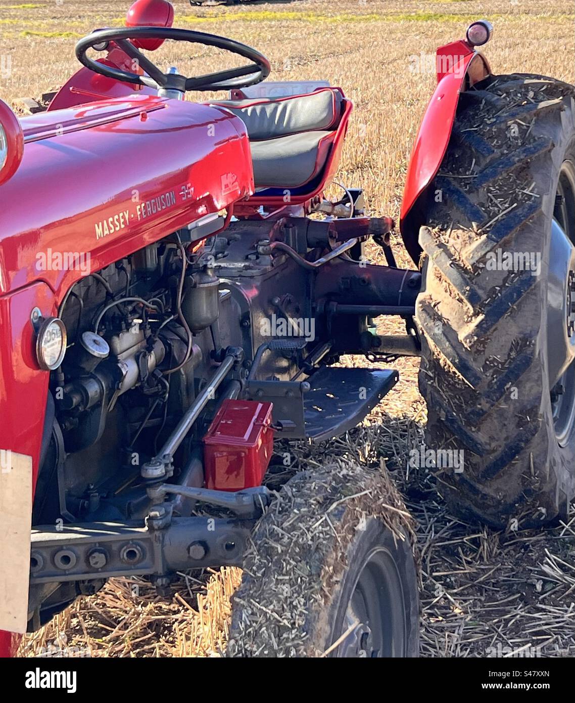 Red massey ferguson tractor hi-res stock photography and images - Alamy