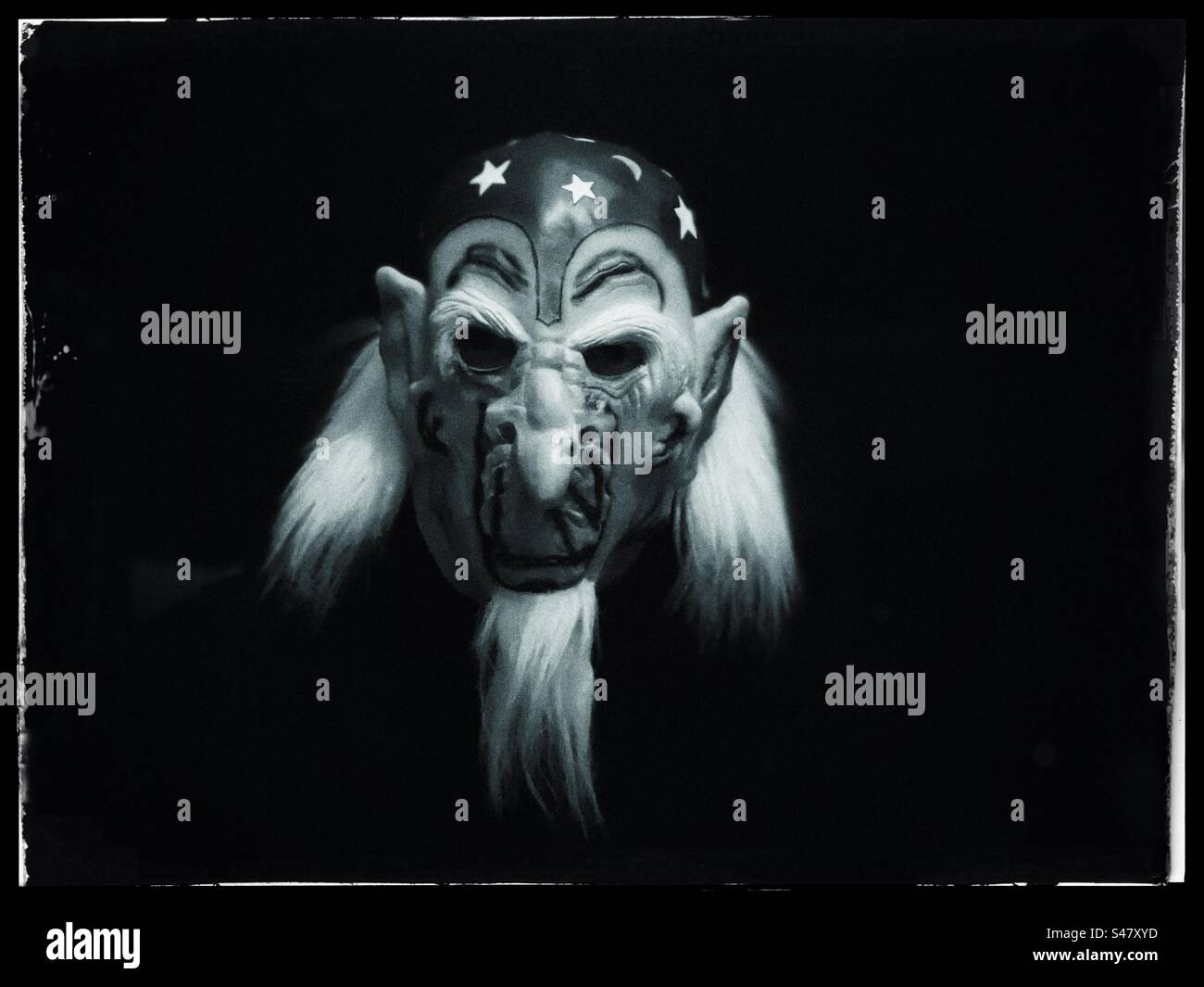 Fright mask hi-res stock photography and images - Alamy