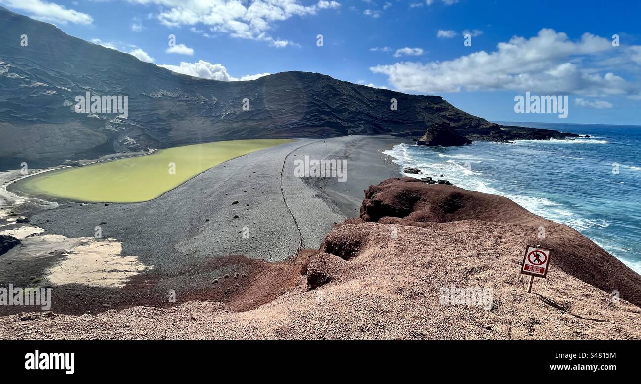 Pools of green hi-res stock photography and images - Alamy