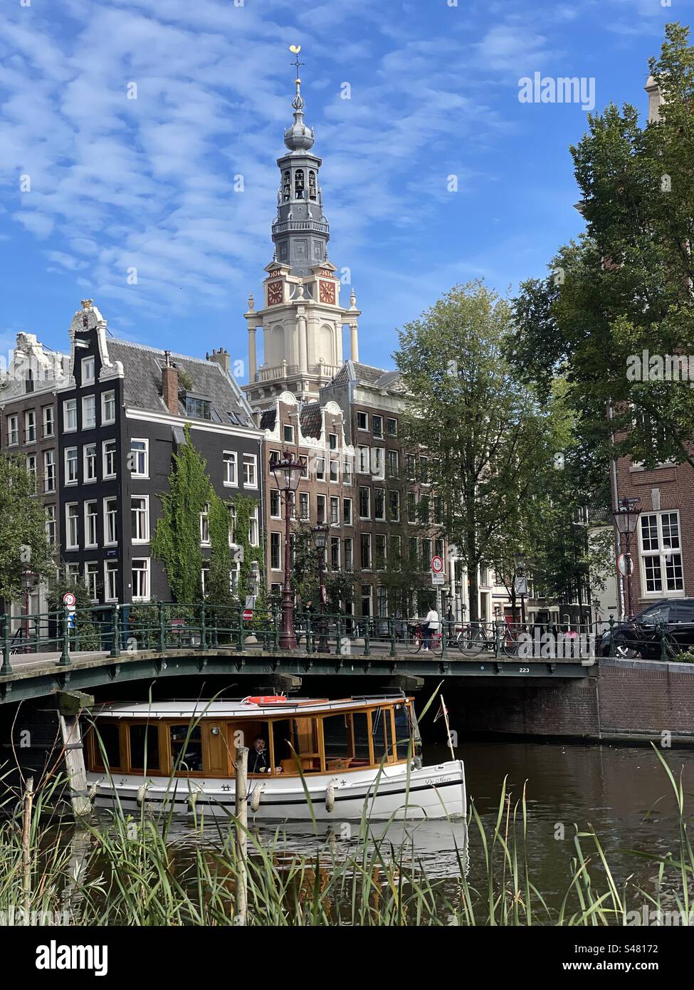 Churches amsterdam hi-res stock photography and images - Alamy