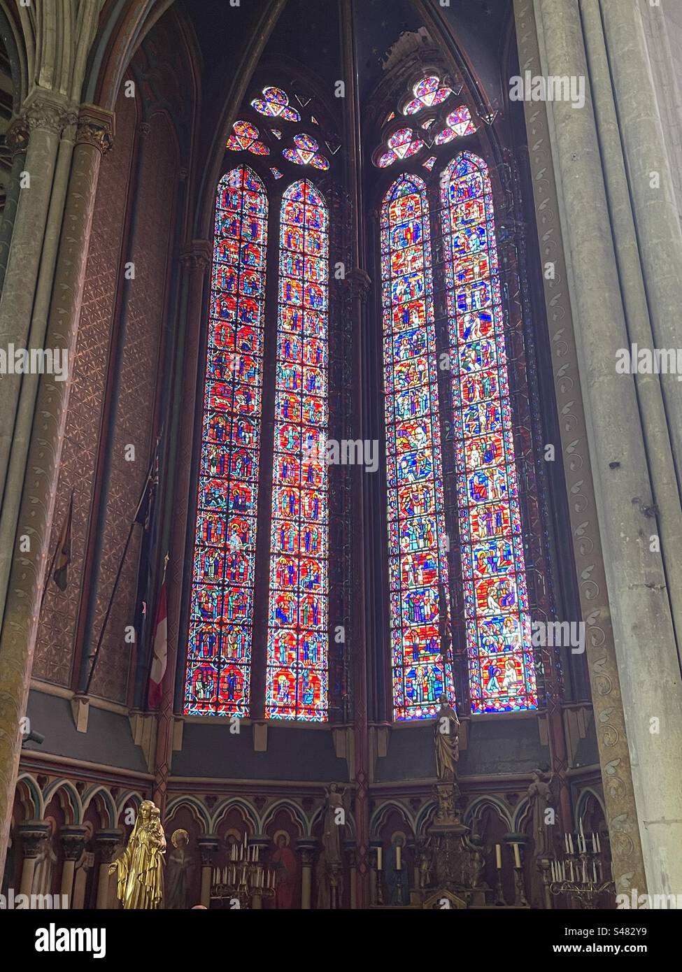 Amiens cathedral window hi-res stock photography and images - Alamy