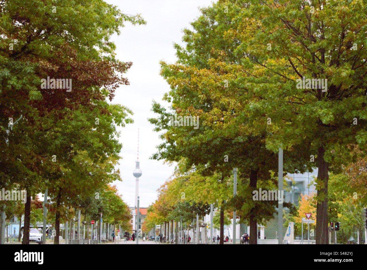 Fall of berlin hi-res stock photography and images - Alamy