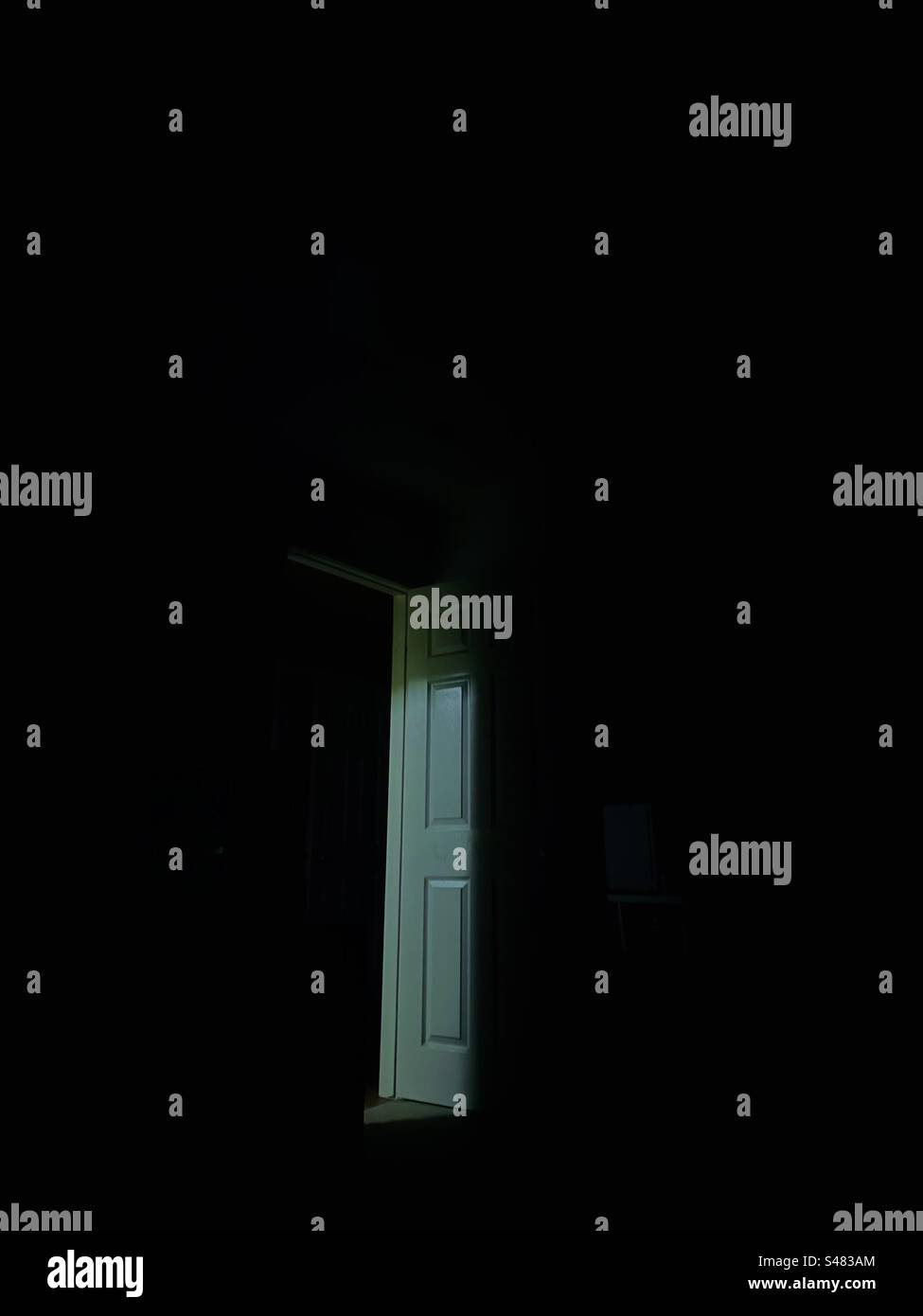 Light surrounded by darkness hi-res stock photography and images - Alamy