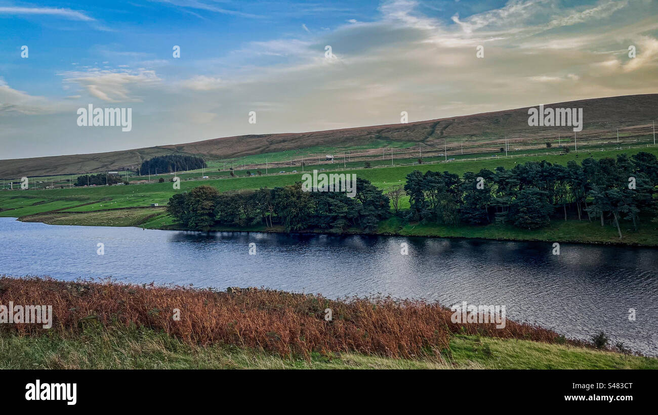 Waterside view scenery hi-res stock photography and images - Alamy