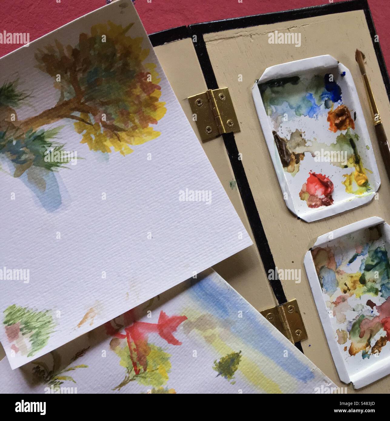 Painting and crafts hi-res stock photography and images - Alamy