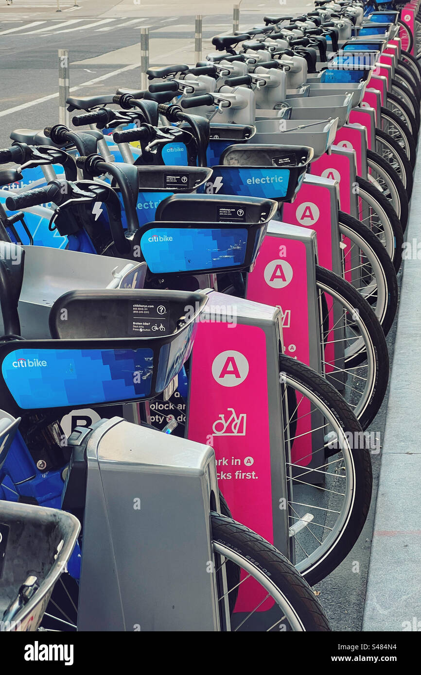 New pink line hi-res stock photography and images - Alamy