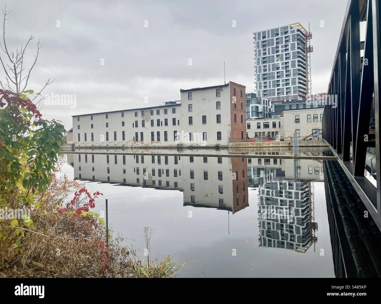 Factory building repurposed hi-res stock photography and images - Alamy