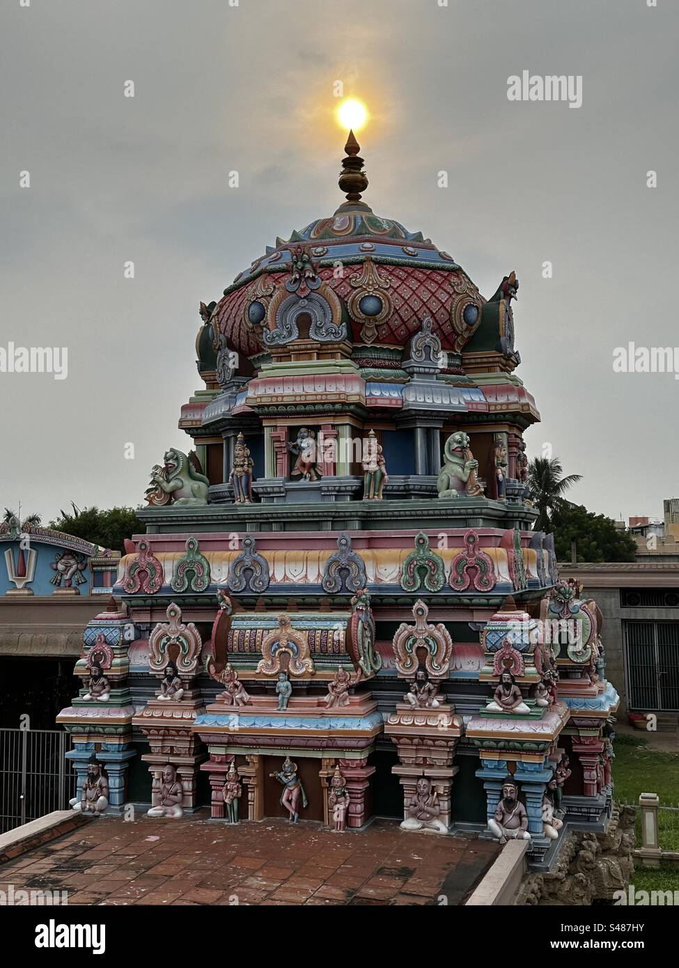 Temple tower hi-res stock photography and images - Alamy