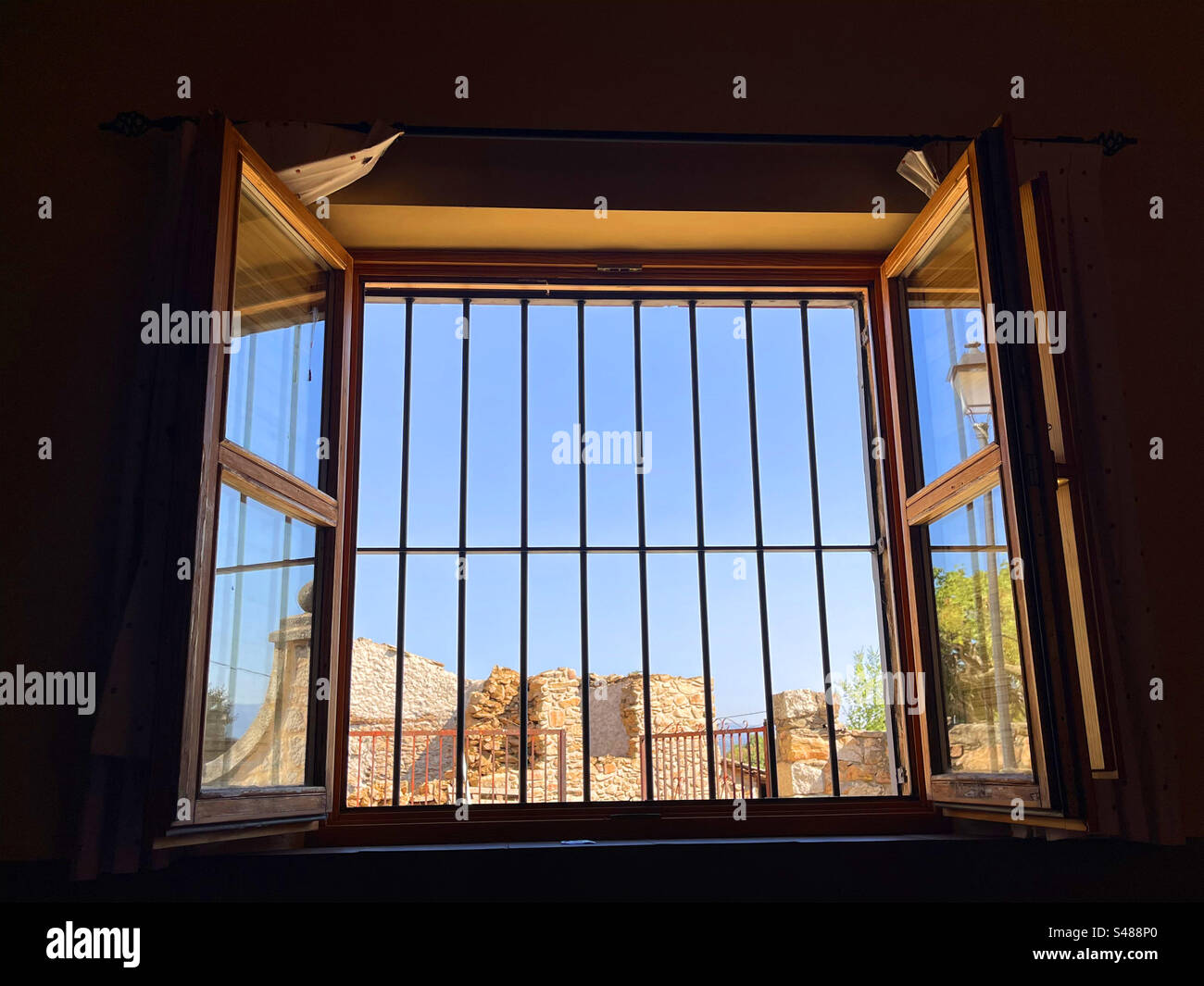 Concepto de contraste hi-res stock photography and images - Alamy