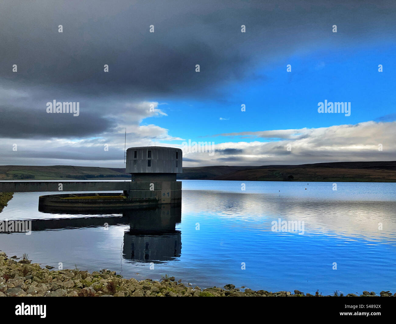 Grimwith reservoir hi-res stock photography and images - Alamy