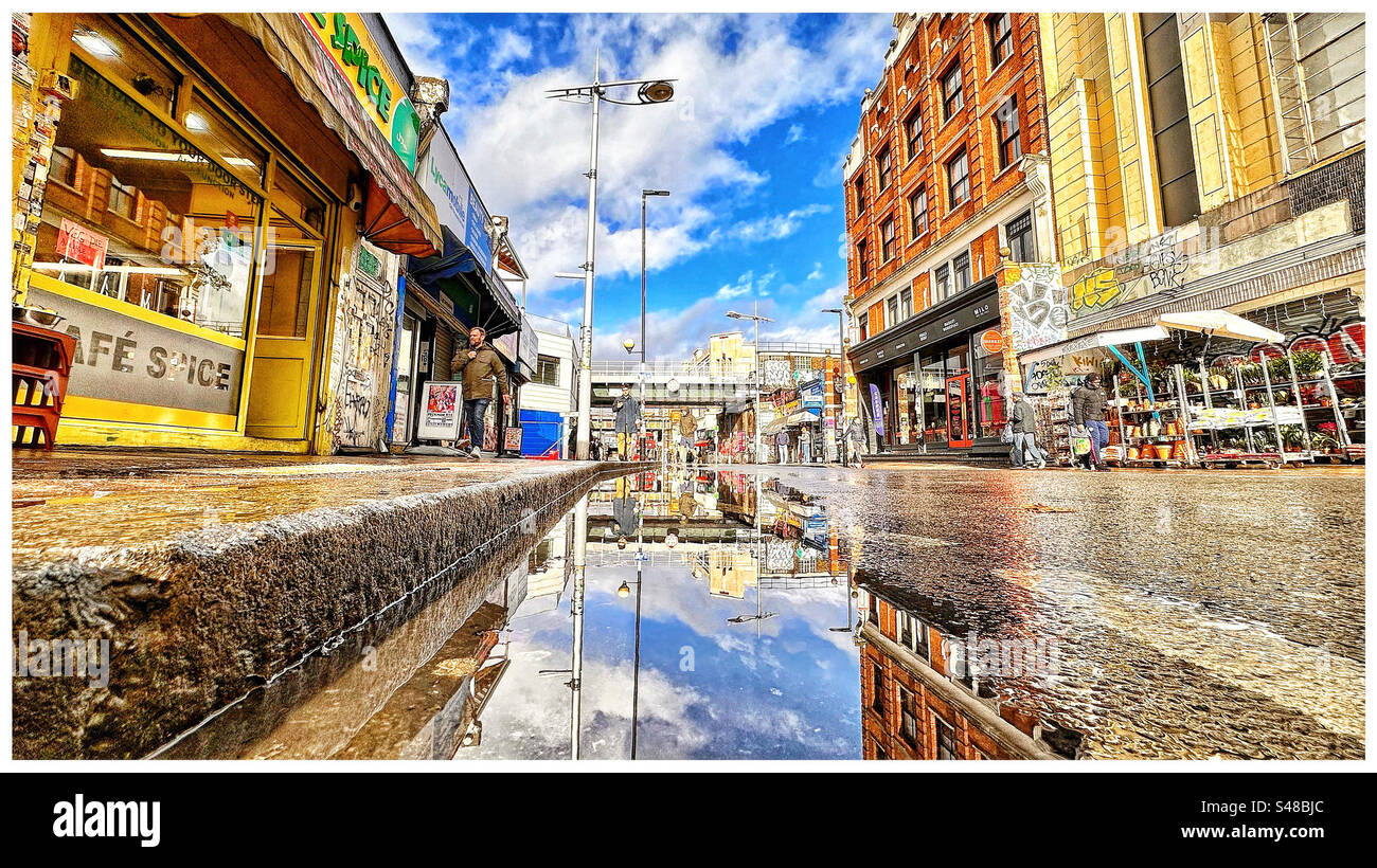 Reflections in the puddle hi-res stock photography and images - Alamy
