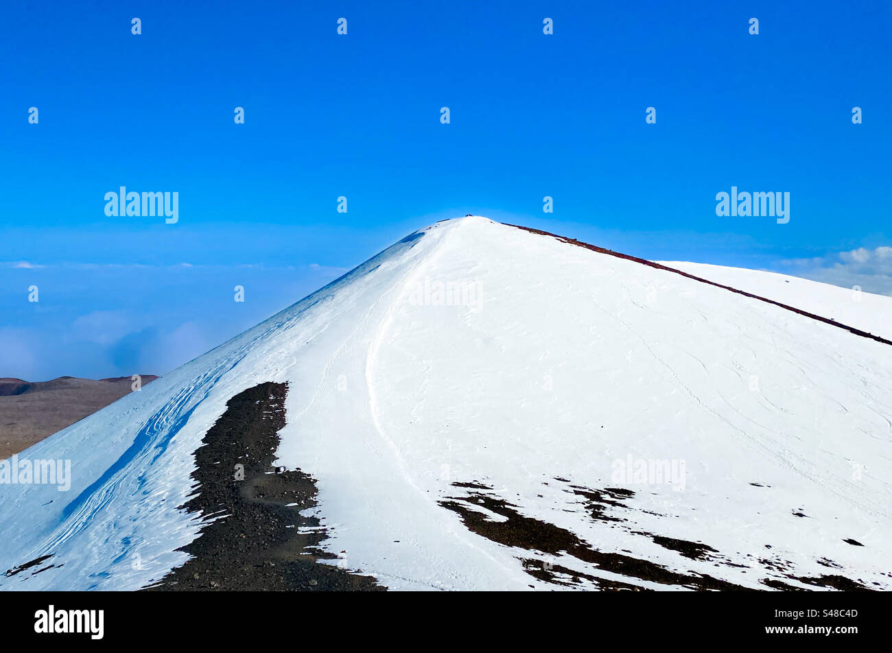 Mauna kea hawaii snow hi-res stock photography and images - Alamy