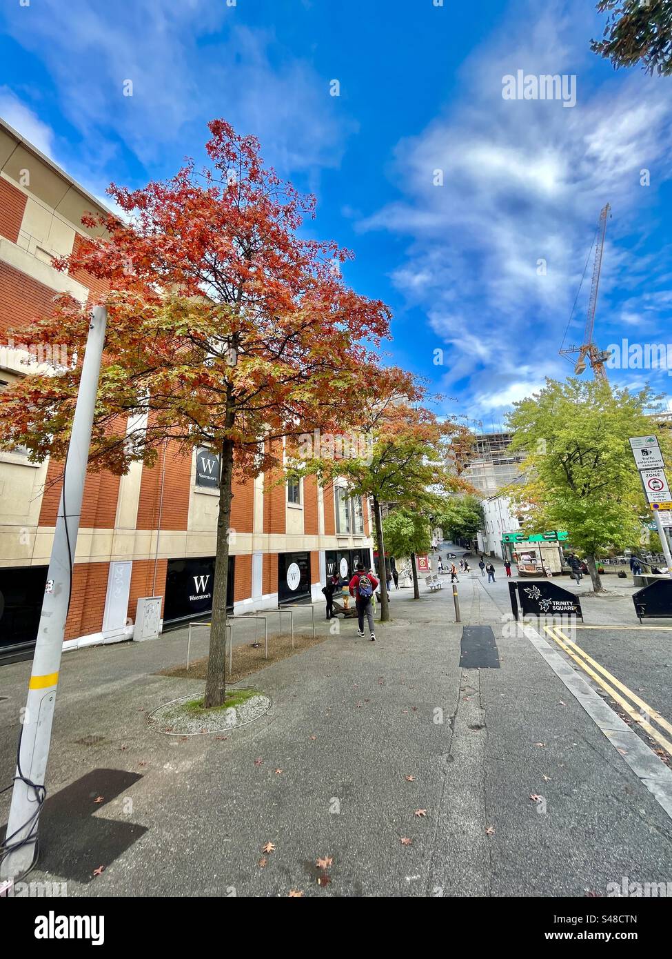 Sunny sky and hi-res stock photography and images - Alamy