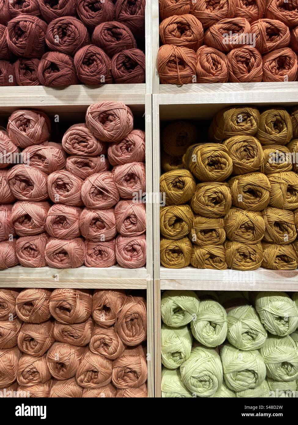 Tones and colours hi-res stock photography and images - Alamy