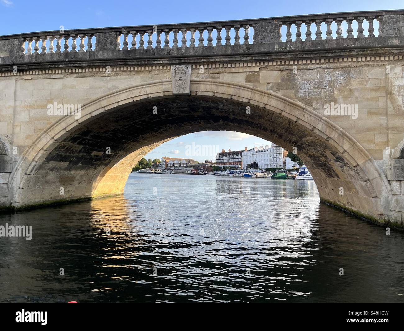 View through arch of bridge on River Thames of Henley-On-Thames Stock Photo - Alamy