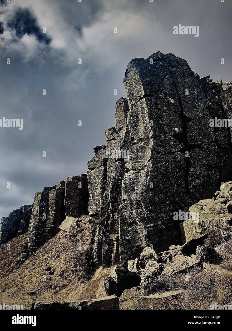 Tall rocks hi-res stock photography and images - Alamy