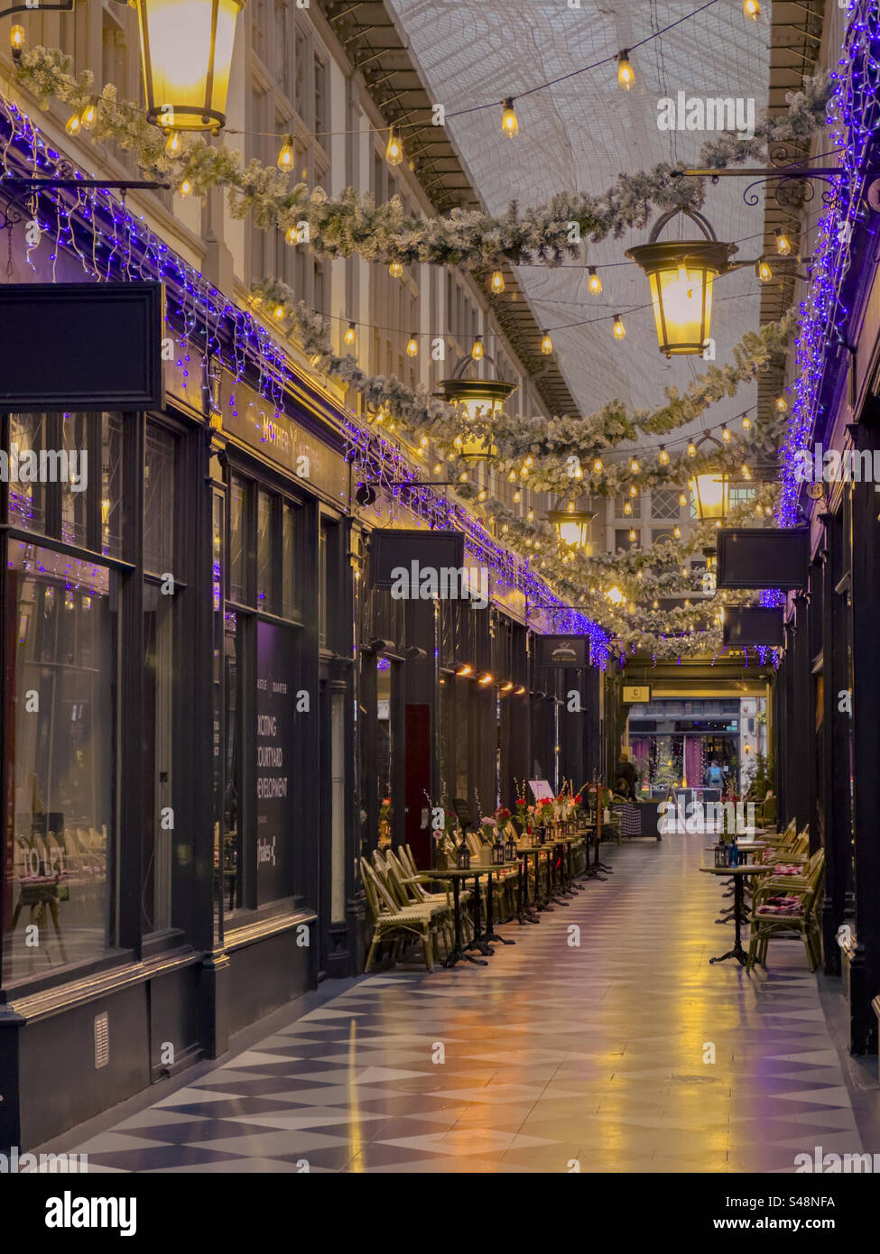 Duke Street Arcade Cardiff Stock Photo - Alamy