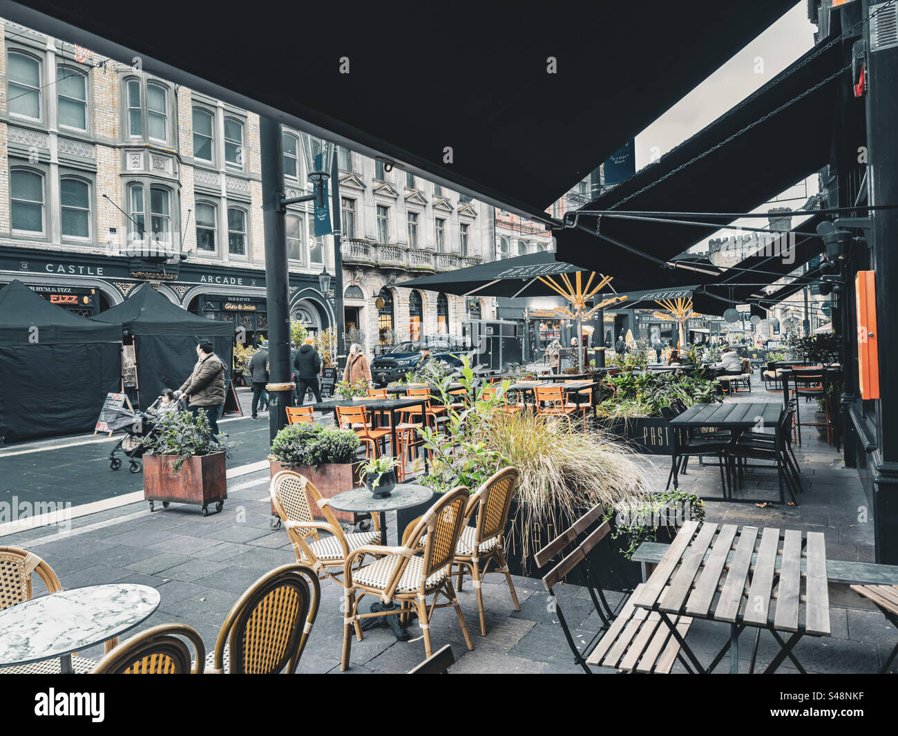 High Street Cardiff Stock Photo - Alamy