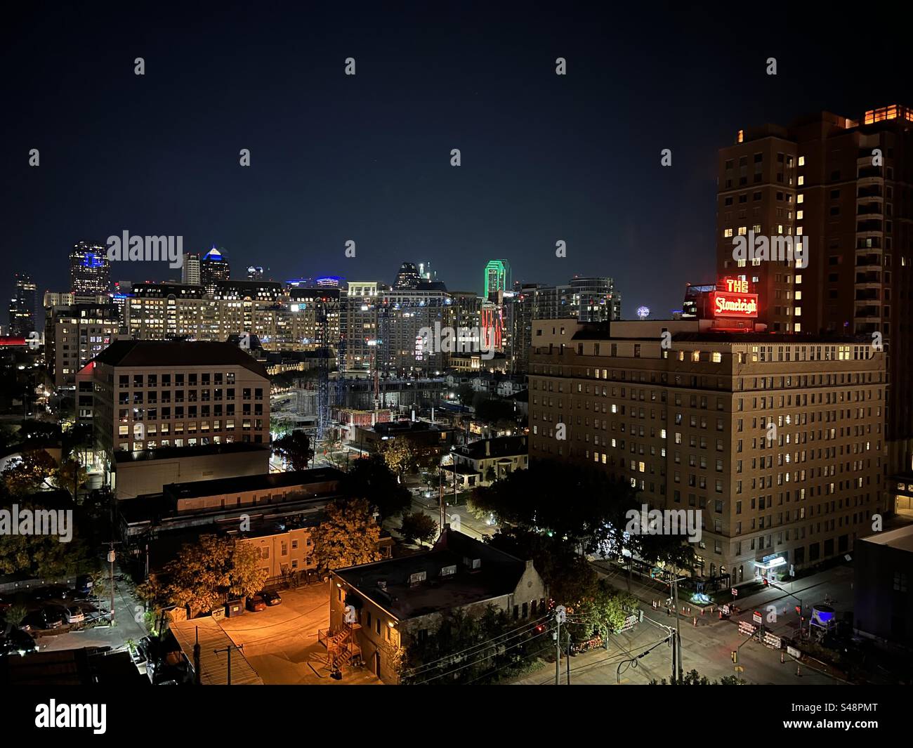 Dallas city at night hi-res stock photography and images - Alamy