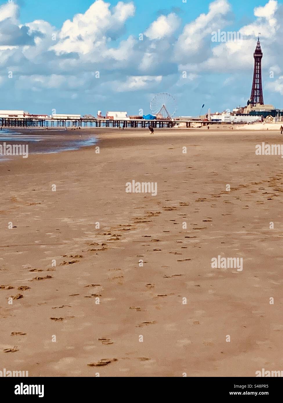 Blackpool pier from beach hi-res stock photography and images - Alamy