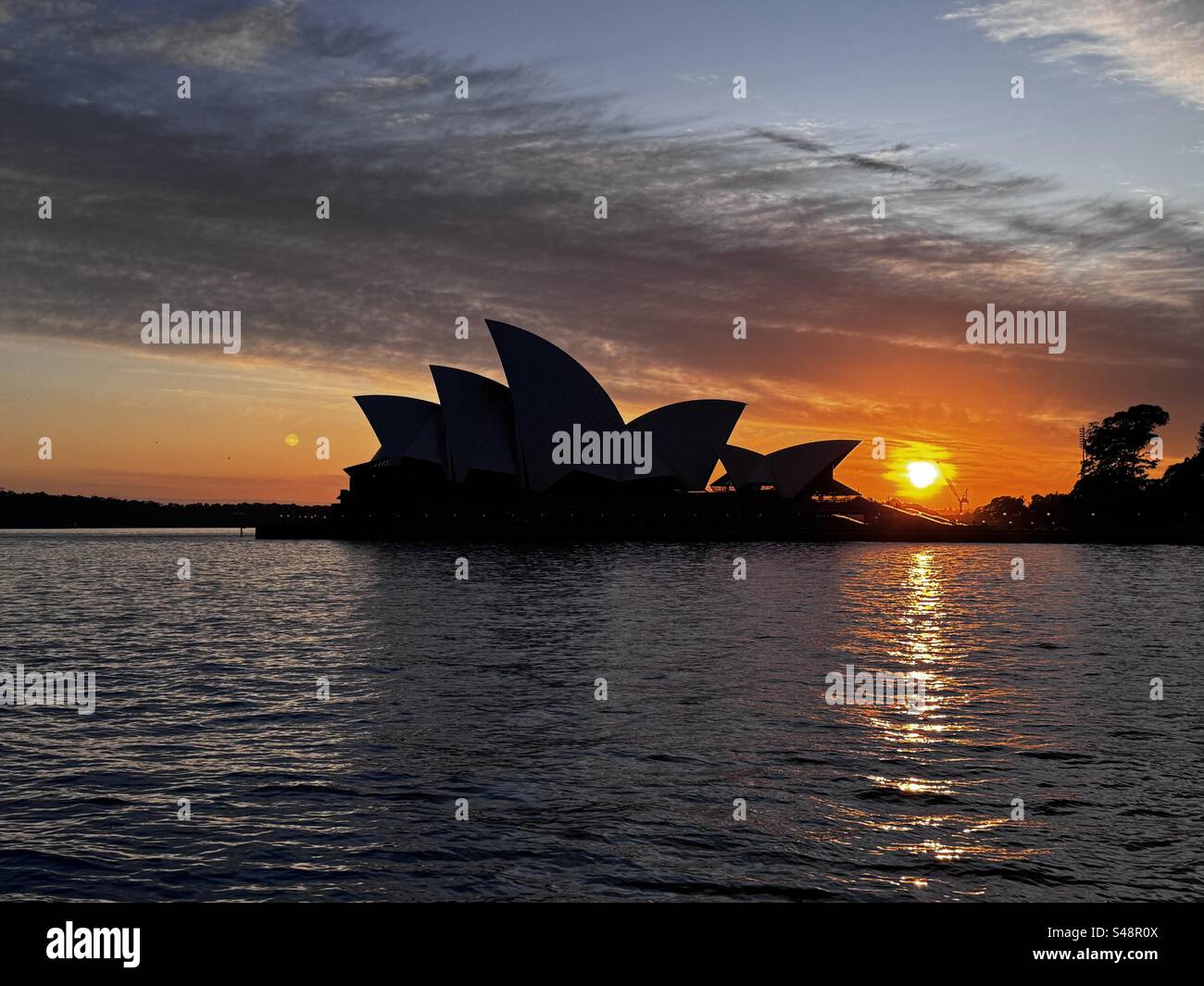 Sunrise at Sydney opera house Stock Photo - Alamy