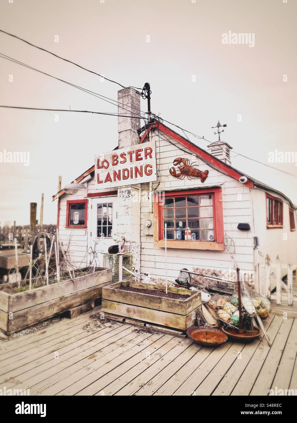 Lobster Landing shack in Clinton, Connecticut, USA. Exterior of ...