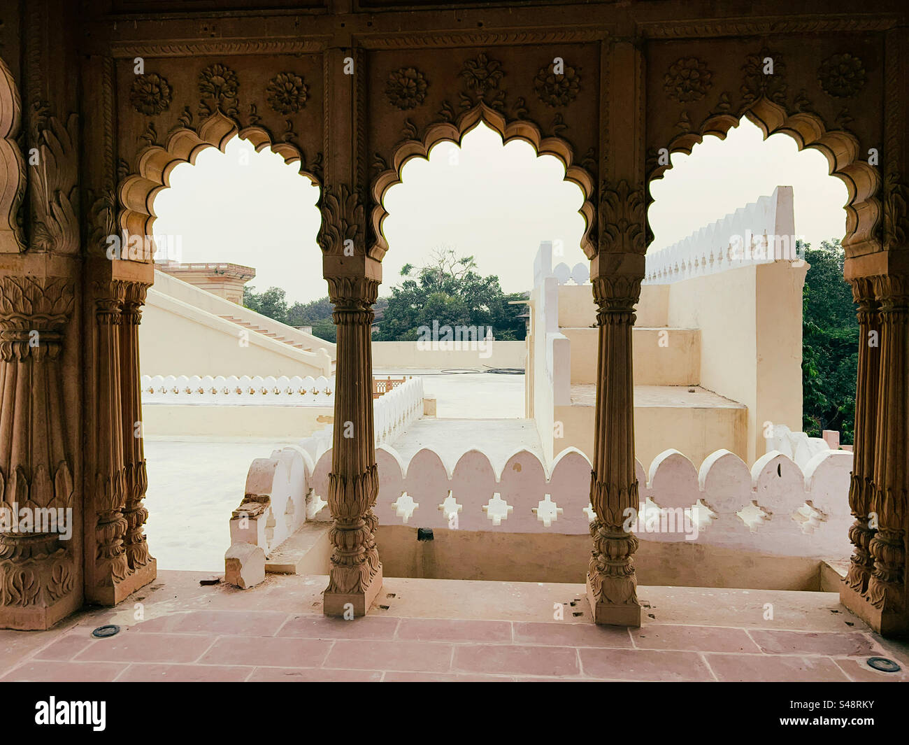 Beautiful hallways hi-res stock photography and images - Alamy