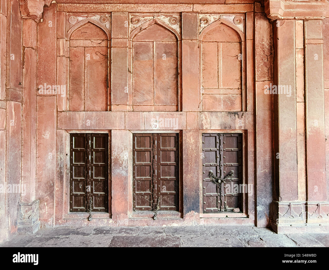 Architecture and design details at Mughal Emperor Akbar’s palace in ...