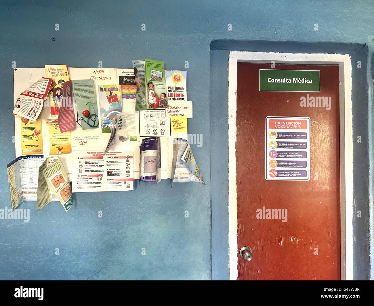 Cuban family clinic. Cuban healthcare system Stock Photo - Alamy