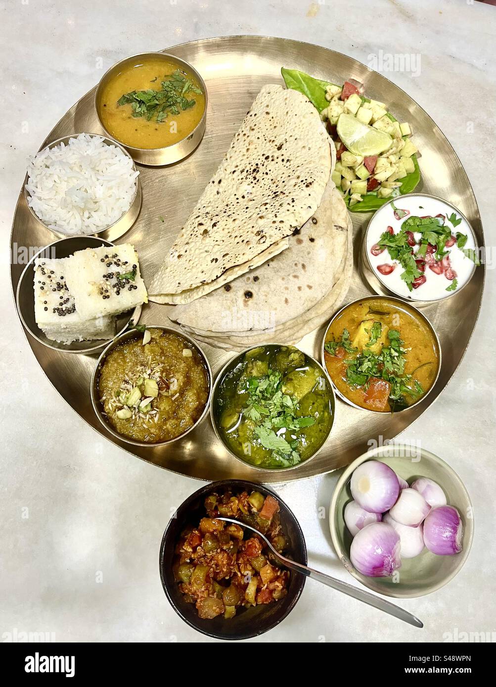 Gujarati thali hi-res stock photography and images - Alamy