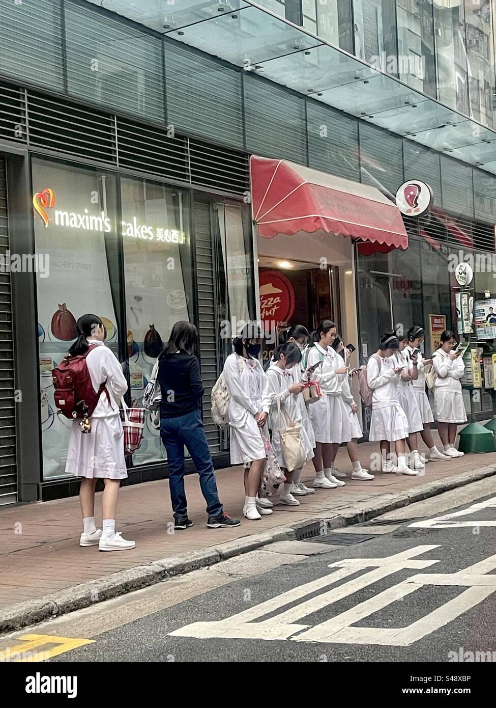 Smartphone school smartphone stock photos and images - Alamy