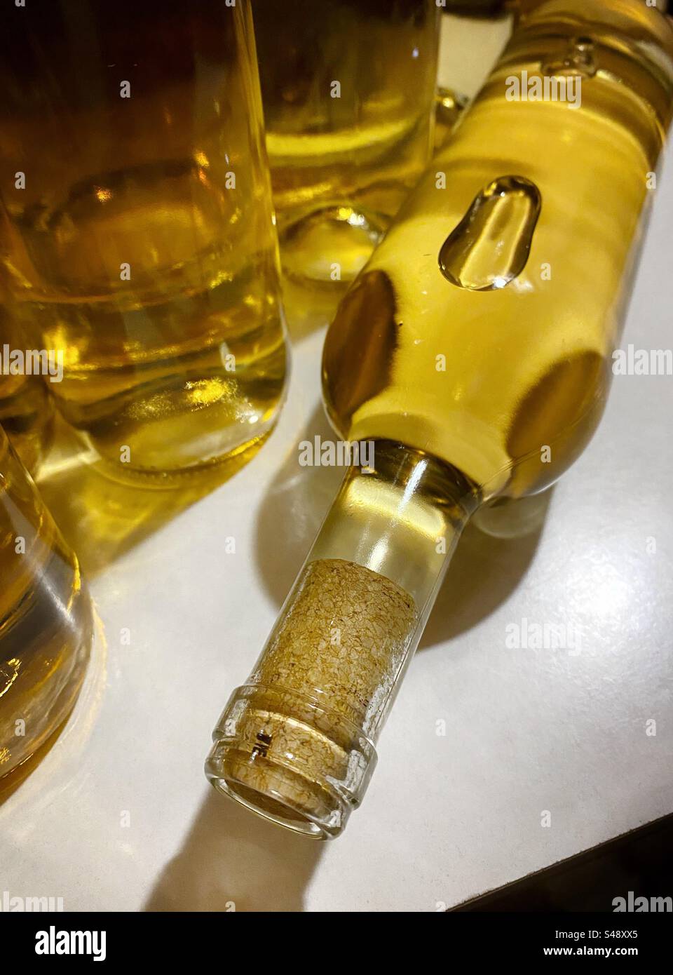 Moscatel hi-res stock photography and images - Alamy