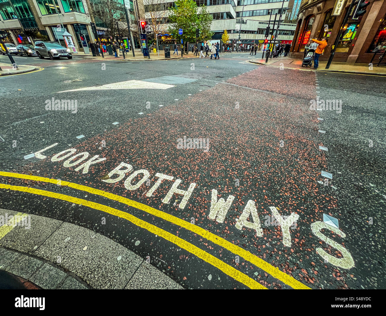 Look both ways road sign in Leeds City Centre Stock Photo - Alamy