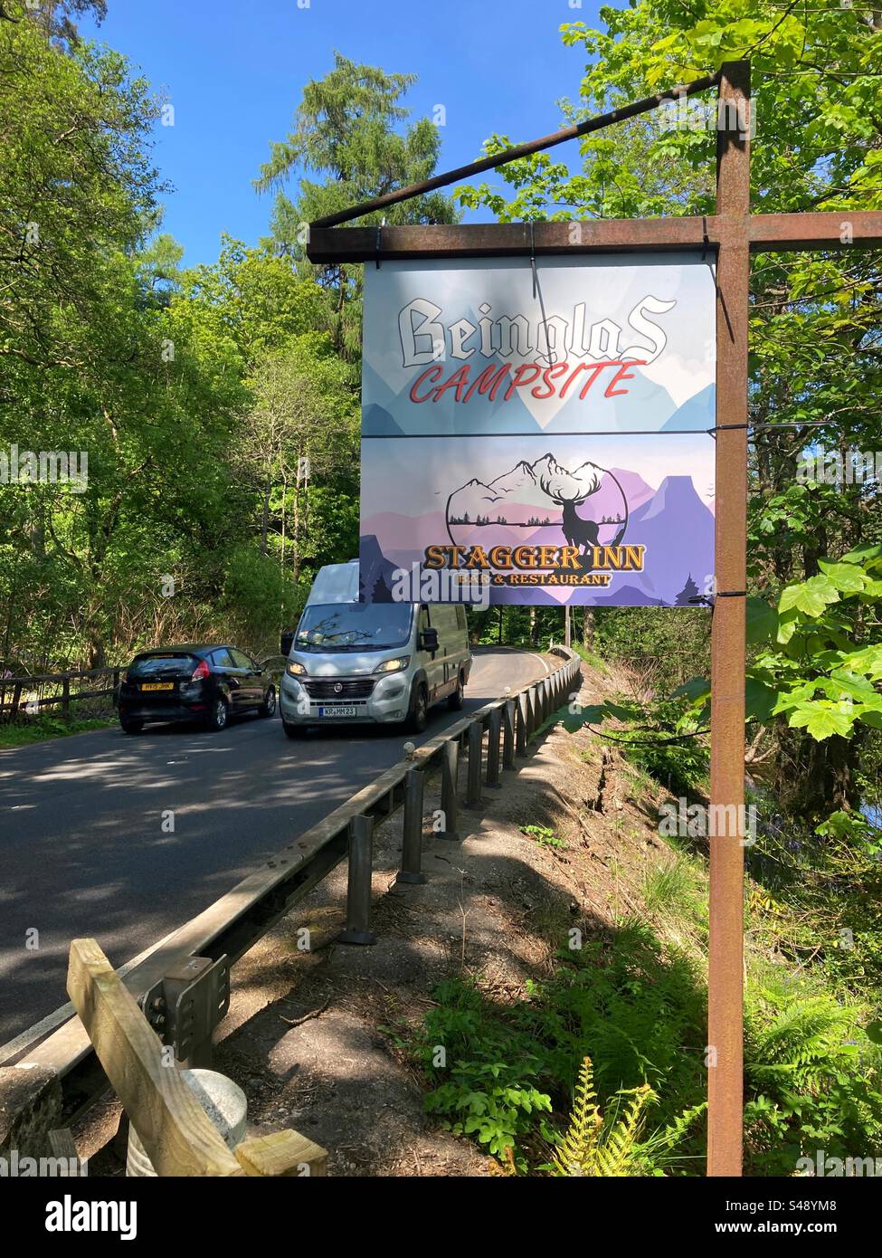 Welcome to Beinglas campsite sign on the A82 road, Loch Lomond ...